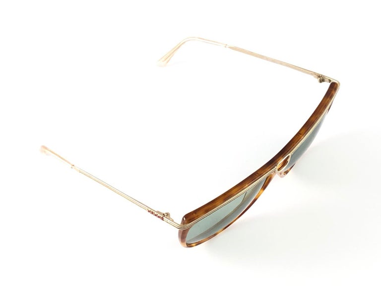 New Vintage Gucci Tortoise and Gold Accents Sunglasses 1980's Made in ...