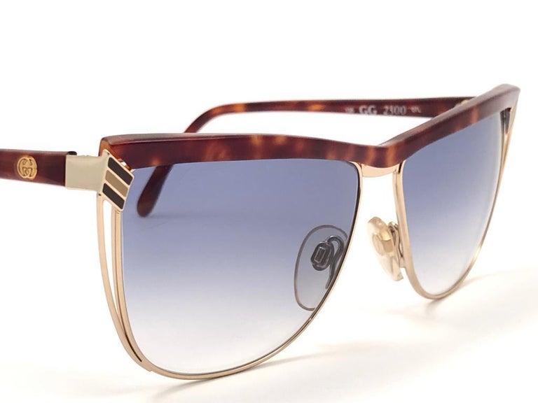 New Vintage Gucci Tortoise and Gold Sunglasses 1980's Made in Italy at ...