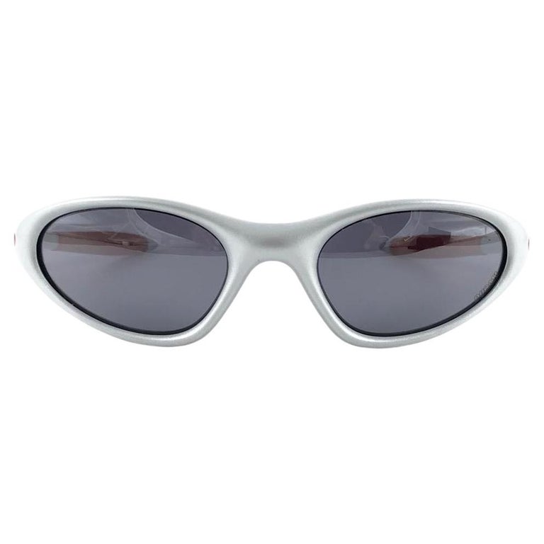 New Vintage Limited Edition Sports Oakley Ducati Minute Red 2005 ...