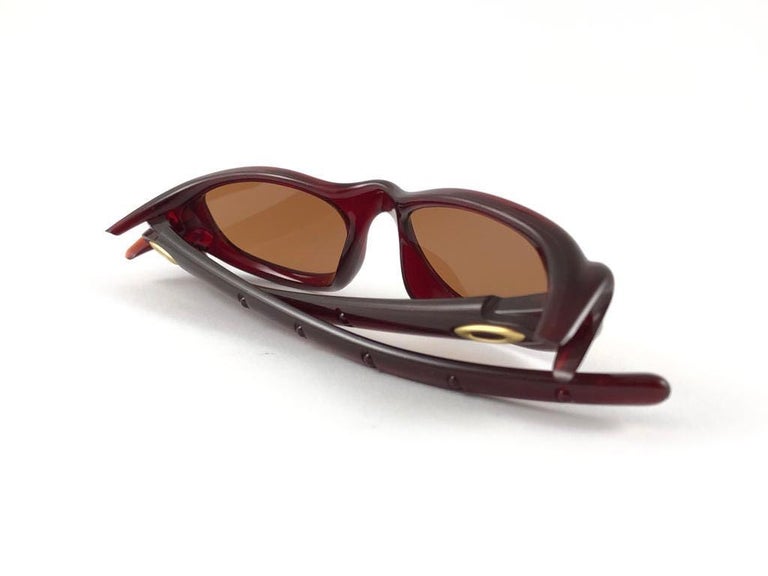 New Vintage Oakley Four Crystal Red 2000 Sunglasses For Sale at 1stDibs