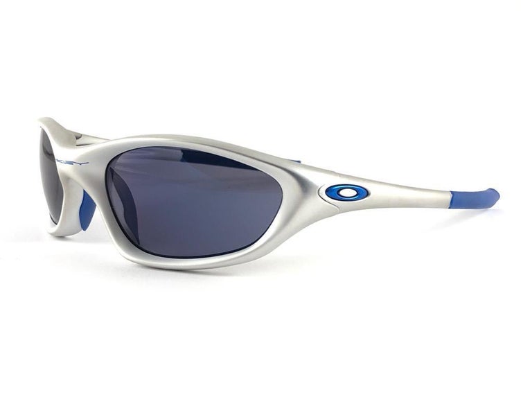 New Vintage Oakley XX FMJ Metallic ICE Iridium Lens 1999 Sunglasses at ...