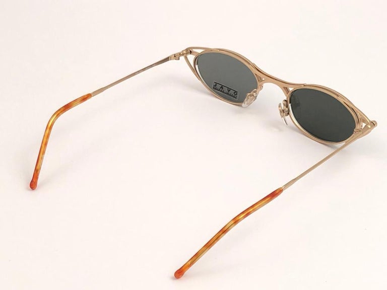 New Vintage Takumi Magnetic Gold Cat Eye Sunglasses 1980s Made In