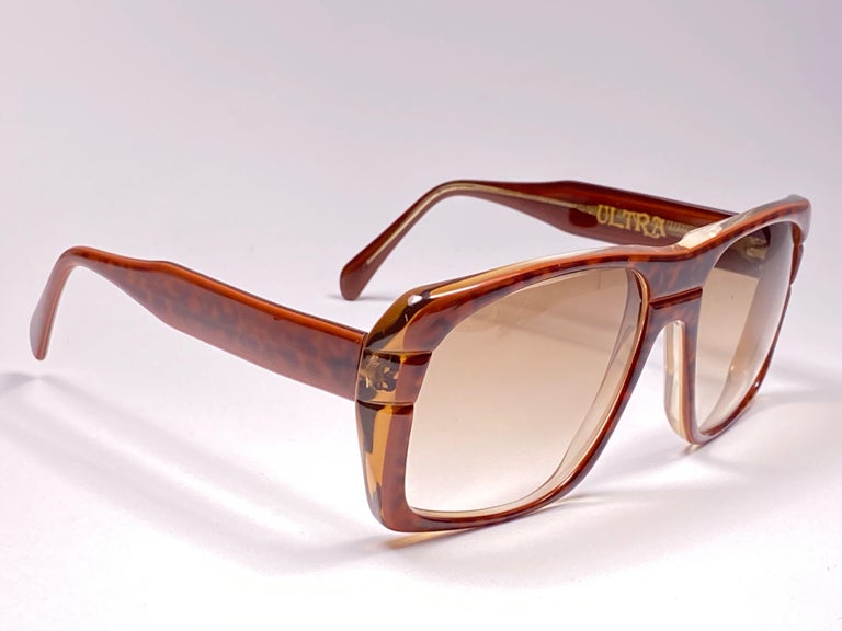 New Vintage Ultra " GOLIATH III " Tortoise British Hand Made 1980's ...