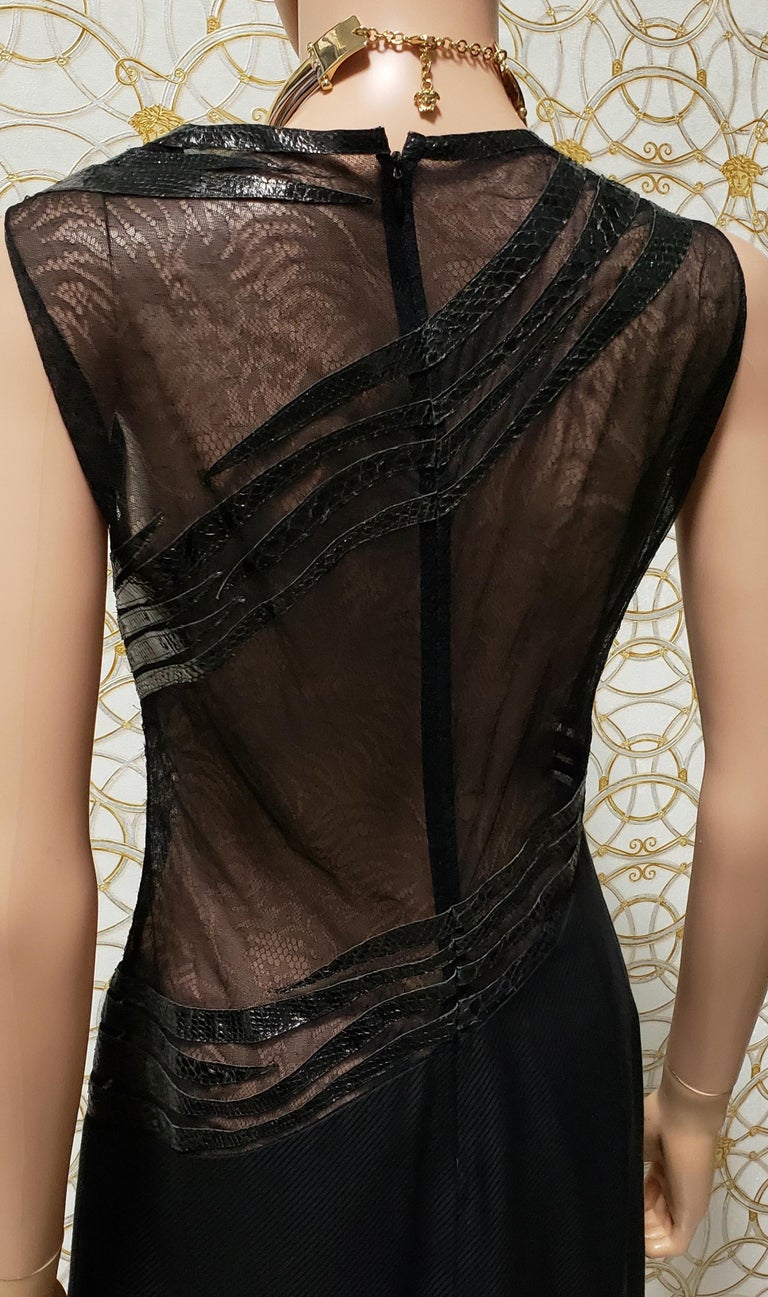 Rare VINTAGE VERSACE BLACK DRESS 42 - 8 For Sale at 1stDibs