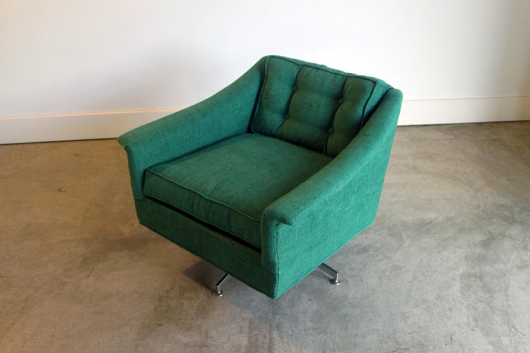 Newly Upholstered Green Swivel Lounge Chair For Sale at 1stDibs