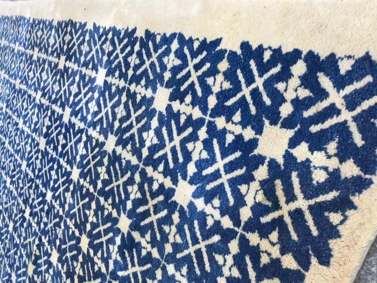 Nice Modern Design Tunisian North African Rug at 1stDibs