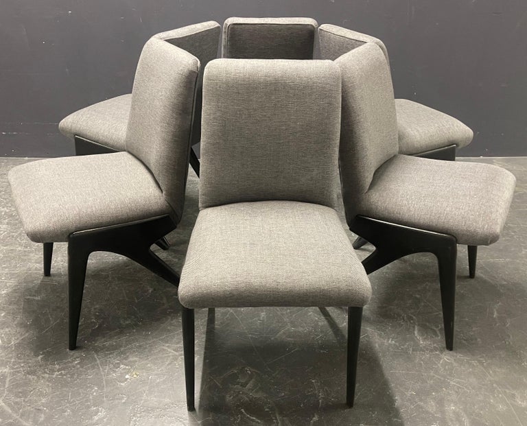 Nice Set of Organic Chairs For Sale at 1stDibs
