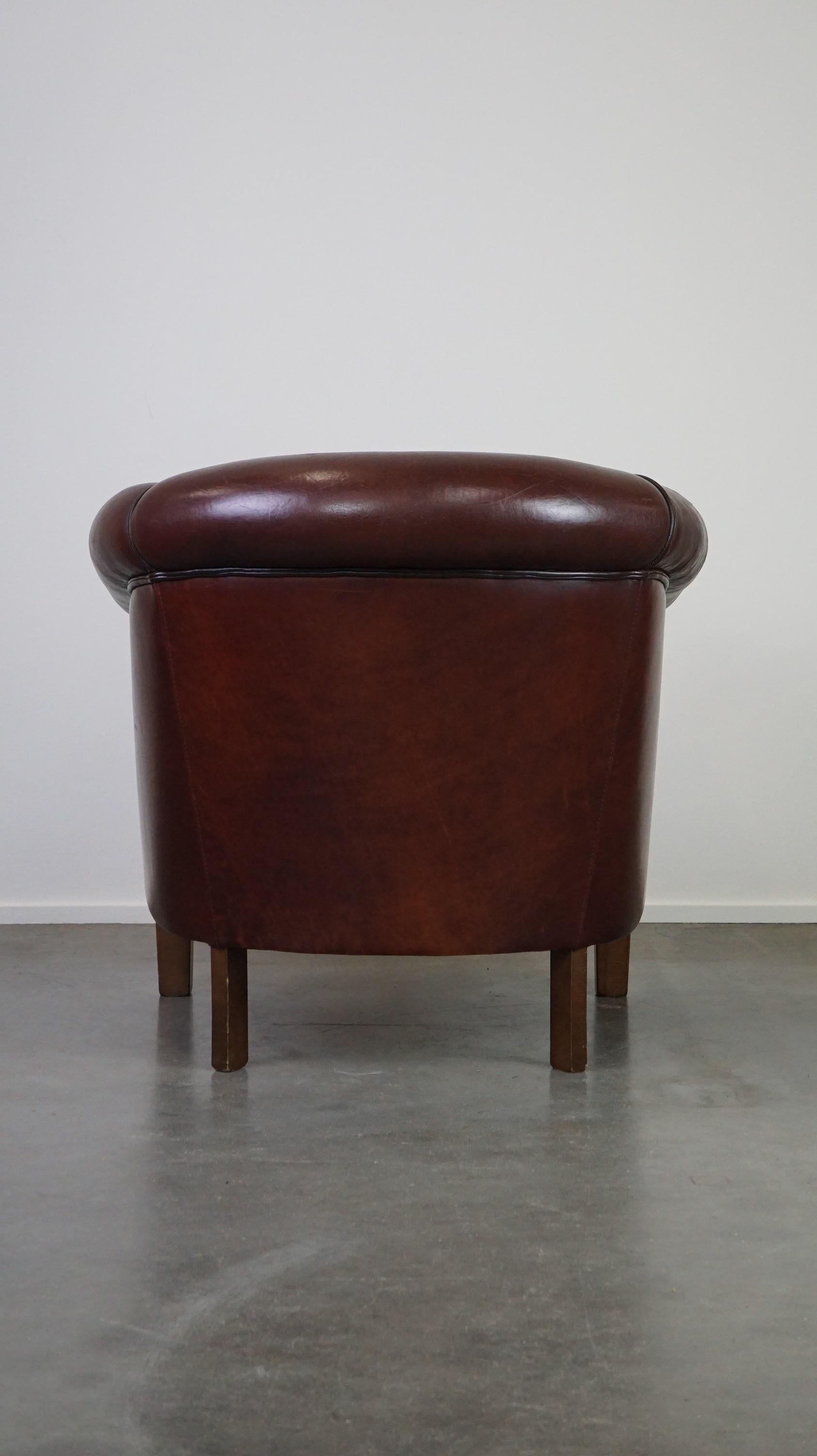 Nice vintage sheep leather club chair with black piping, luxurious ...