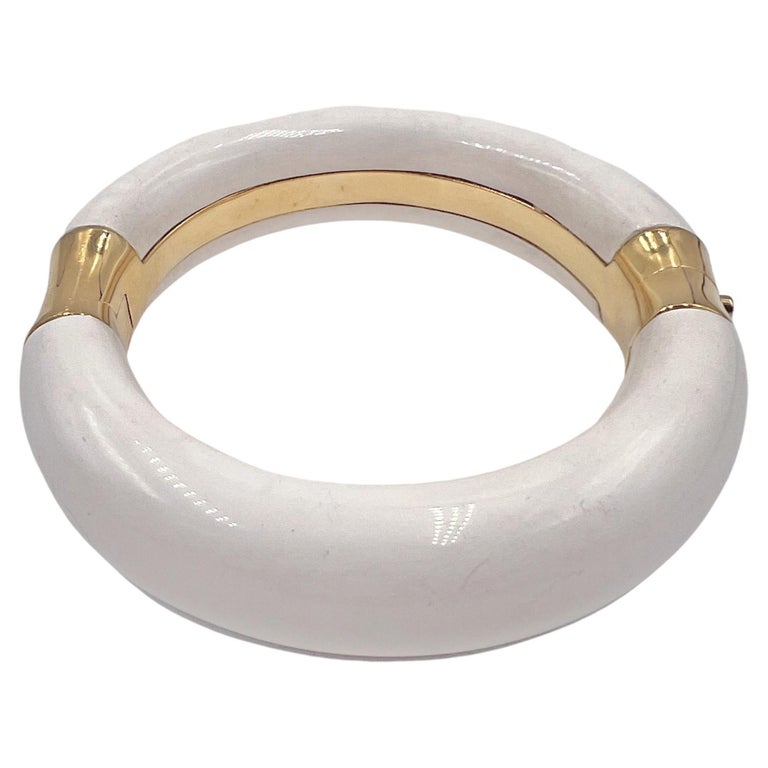 Nicholas Varney Cocholong 18k Gold Bangle Bracelet For Sale at 1stDibs