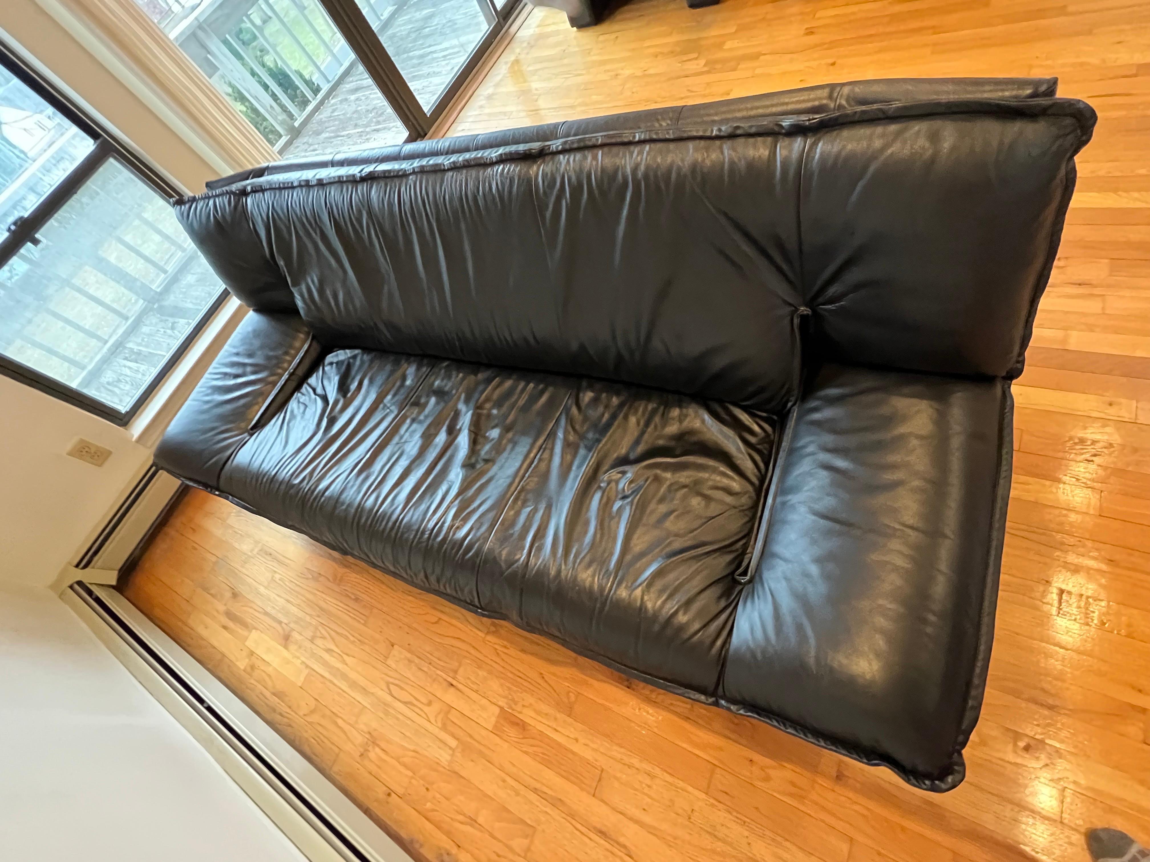 Nicoletti Salotti Postmodern Black Leather Loveseat Sofa For Sale at ...