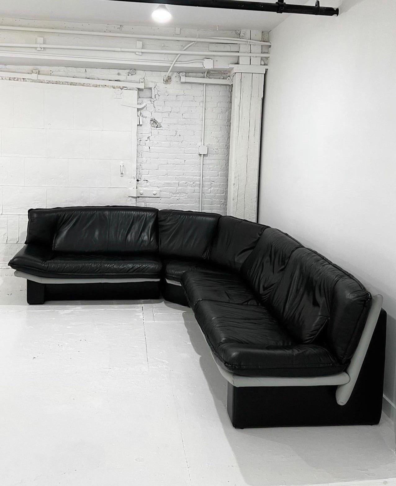 Nicoletti Salotti Style Post Modern Leather Sectional, circa 1980s at ...
