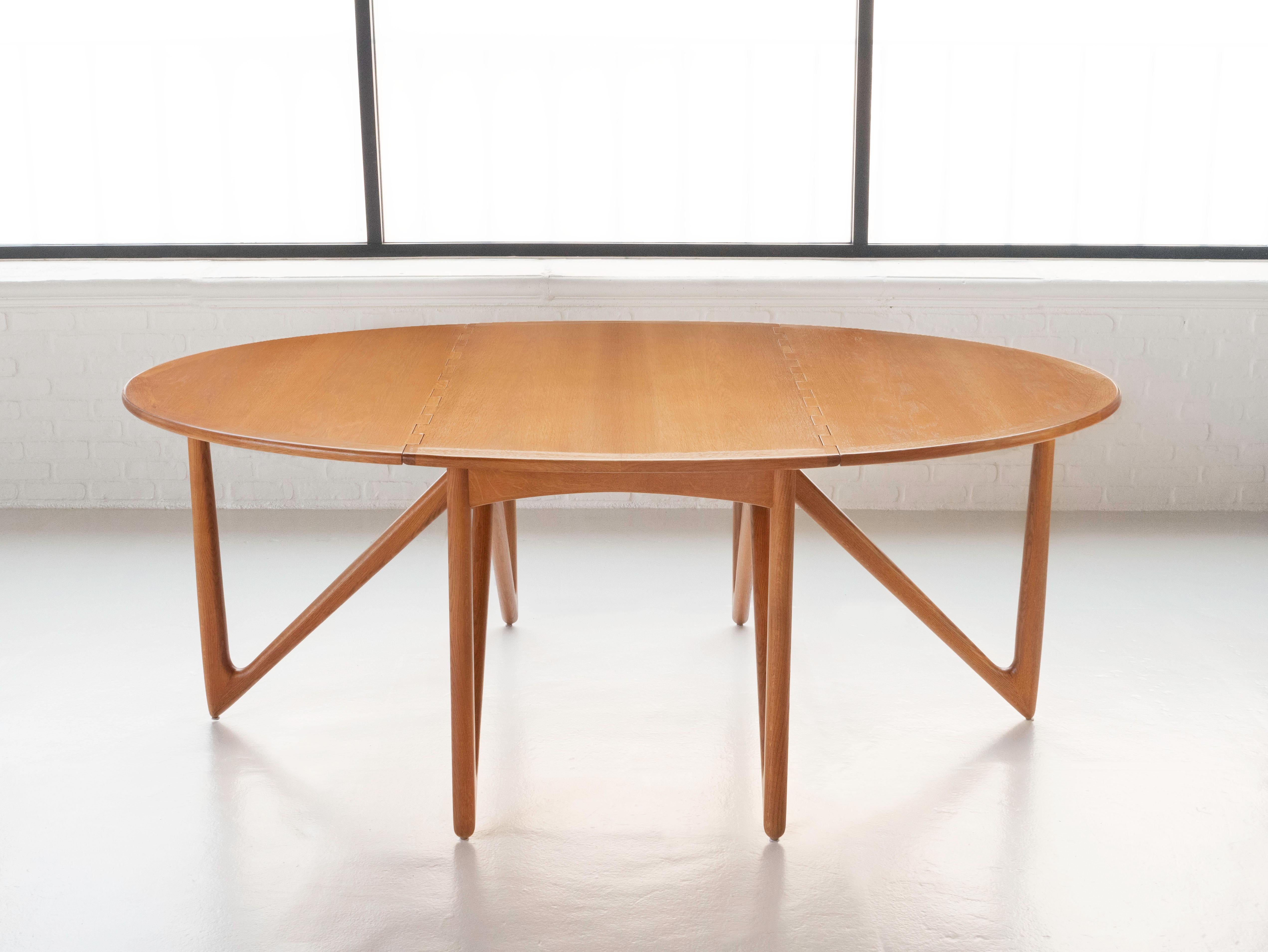 Niels Koefoed Gateleg Dining Table in Oak for Koefoeds Hornslet, 1960's ...