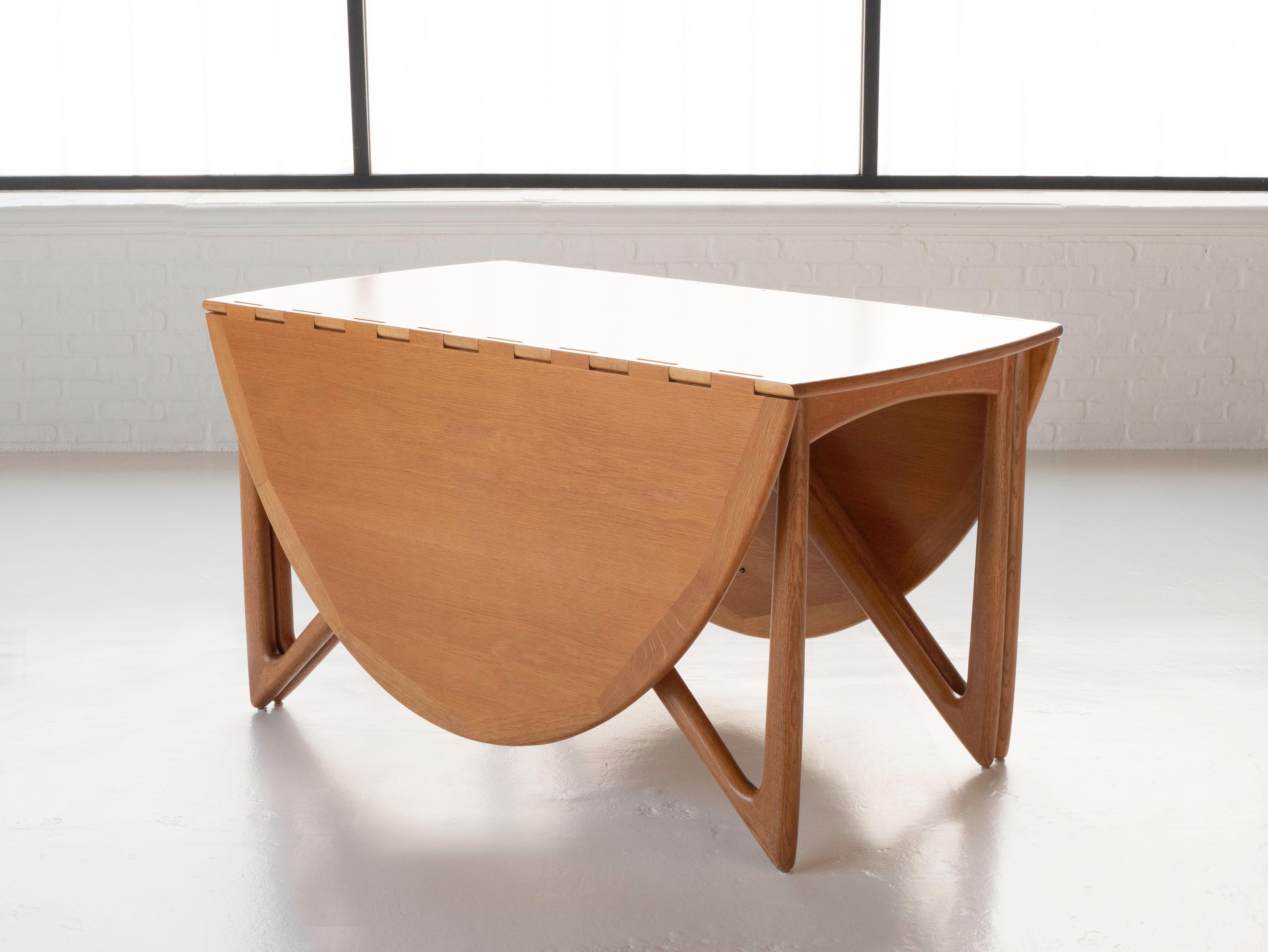 Niels Koefoed Gateleg Dining Table in Oak for Koefoeds Hornslet, 1960's ...