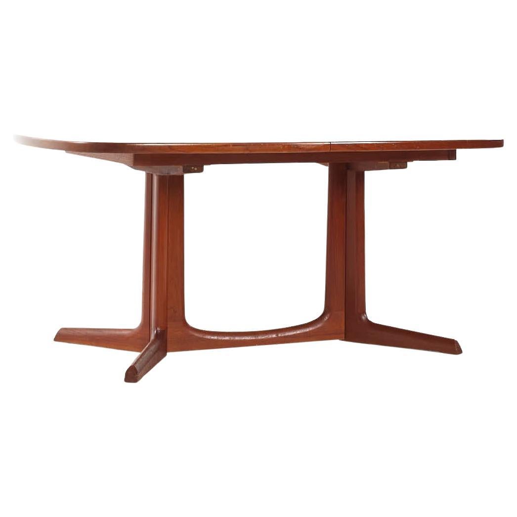 Niels Moller Style Mid Century Teak Expanding Dining Table with 2 ...