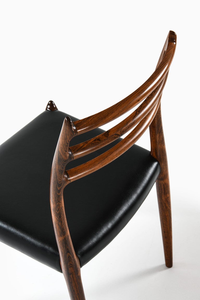 Niels O. Møller Dining Chairs Model 78 Produced by J.L Møllers ...