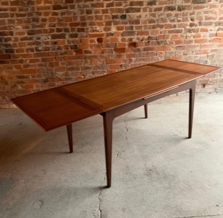 Niels Otto Moller Teak Extending Dining Table JL Møllers Møbelfabrik ...