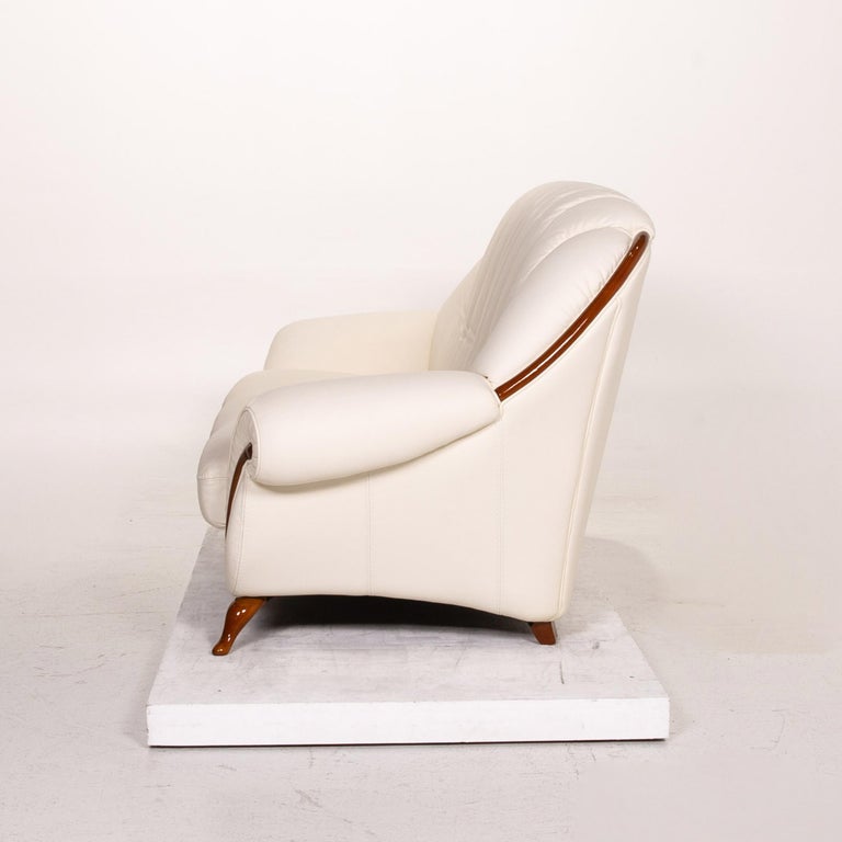 Nieri Leather Sofa Cream Three-Seat Couch For Sale at 1stDibs