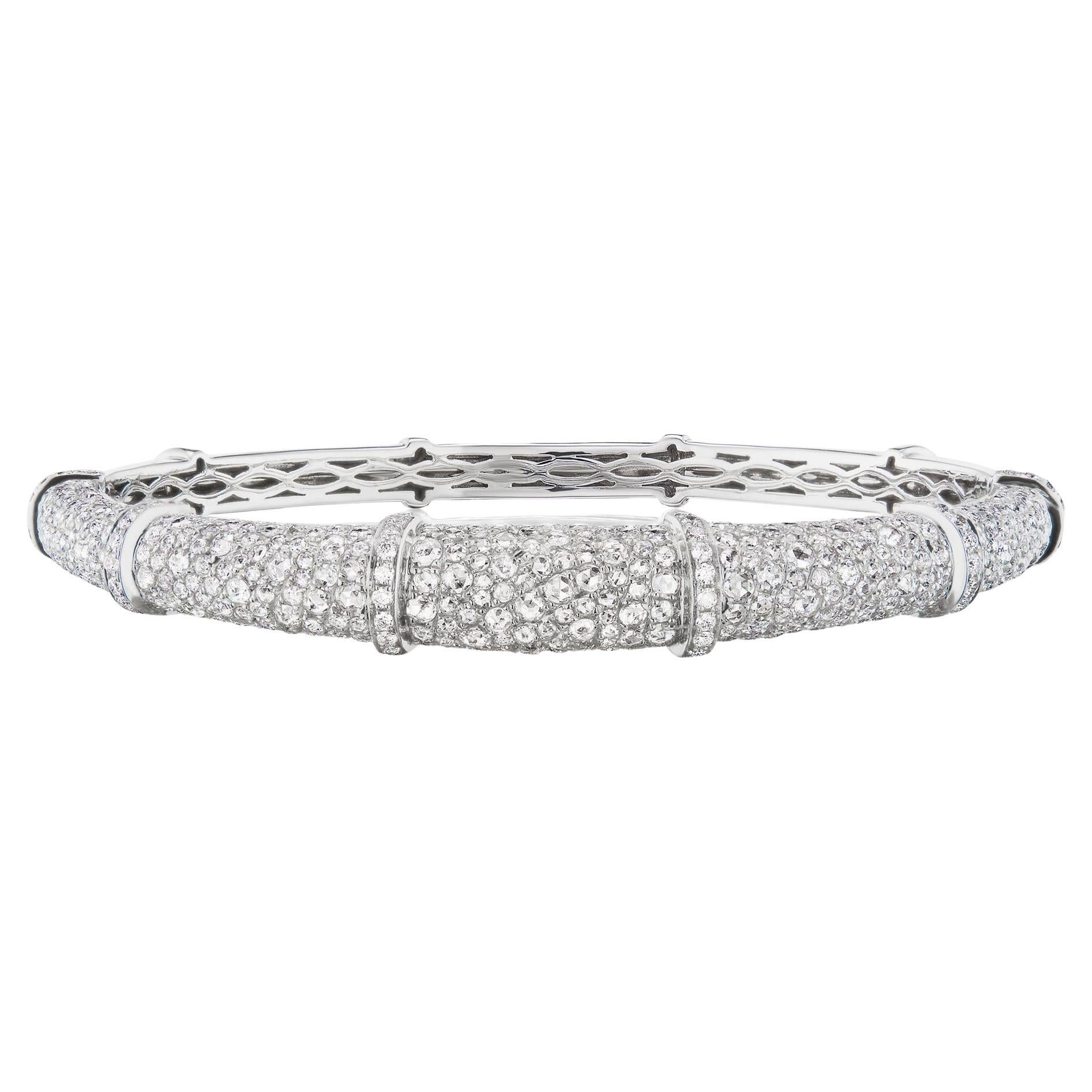 Nigaam 5.21 Cttw. Round Brilliant-Cut Diamond Bangle in 18 Karat Yellow ...