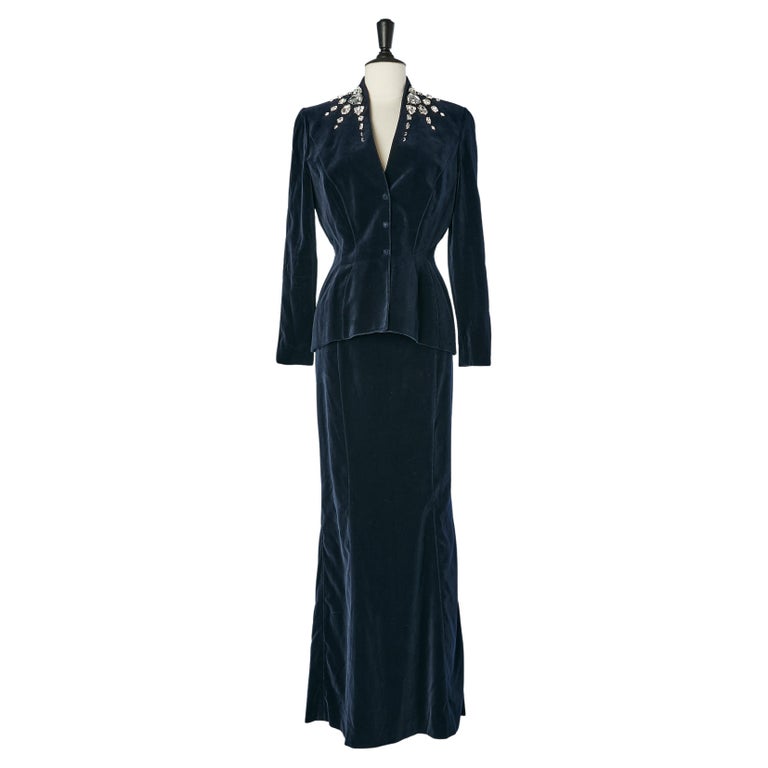 Night blue velvet skirt-suit with rhinestone embellishment Thierry ...