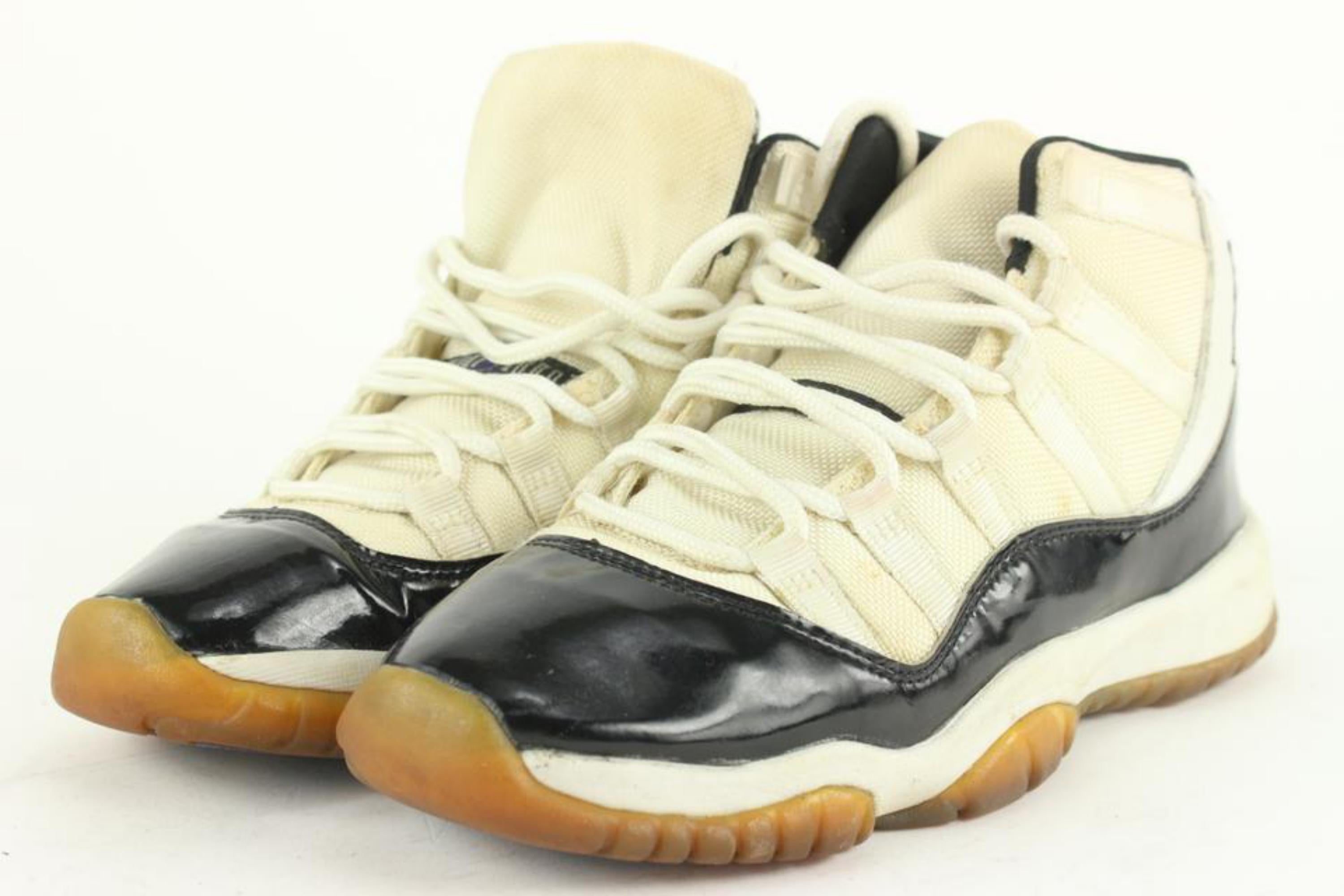 Nike 2000 Youth 6 US Black x White Concord Air Jordan XI 11 834006-101-00 For Sale at 1stDibs ...