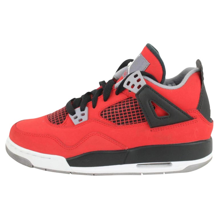 Nike 2013 Youth 4.5 Red Toro Bravo Air Jordan V 5 408452-603 at 1stDibs