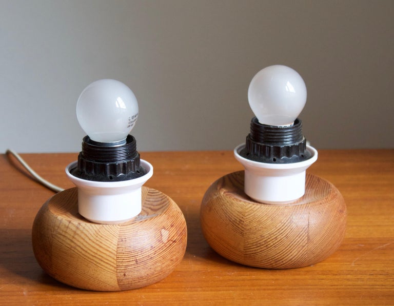 Nils H. Ledung, Small Table Lamps, Pine, Linen, Bankeryd, Sweden, 1960s ...