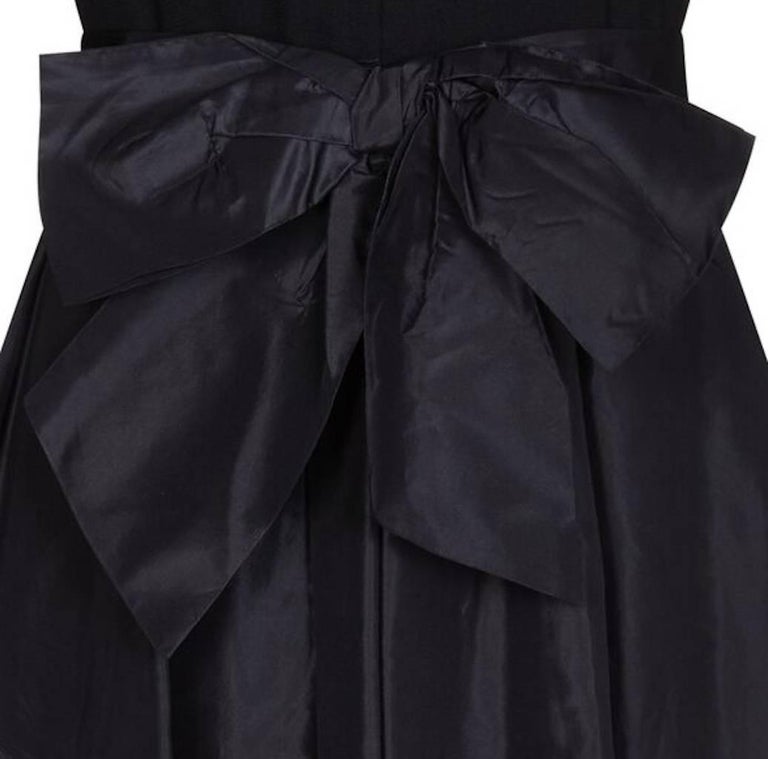 Nina Ricci 1980s Black Wool and Silk Cocktail Dress For Sale at 1stDibs