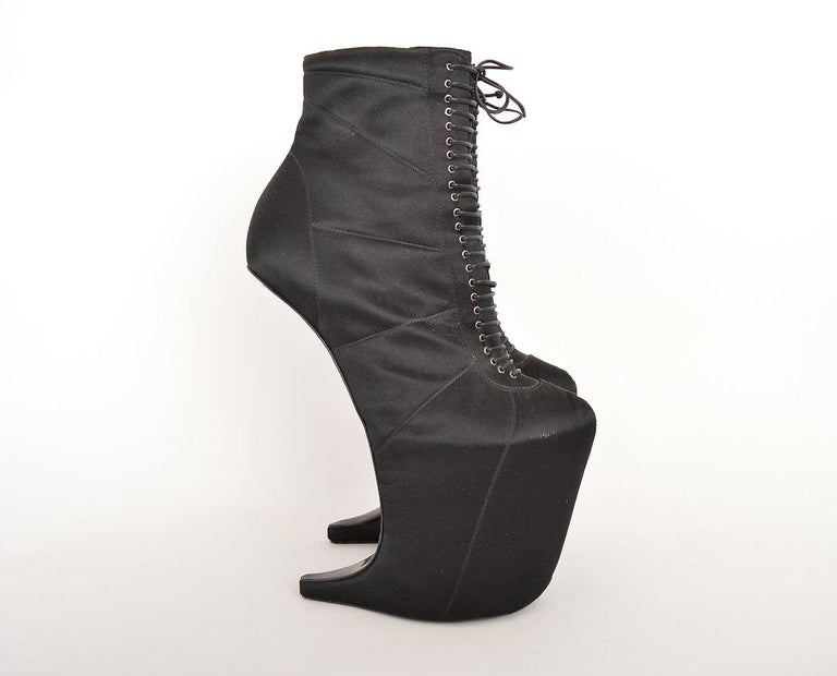 Nina Ricci Fw/2009 Runway Black Satin Platform Heel-Less Boots For Sale ...