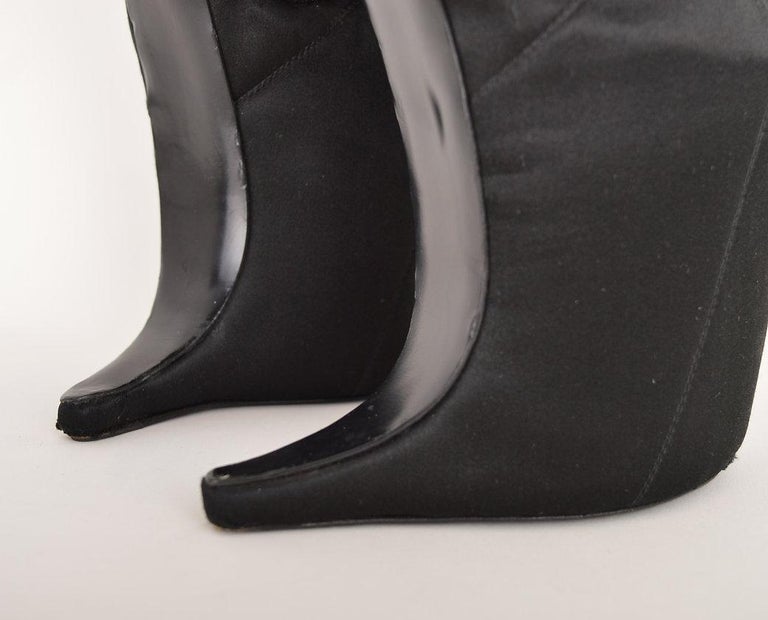 Nina Ricci Fw/2009 Runway Black Satin Platform Heel-Less Boots For Sale ...