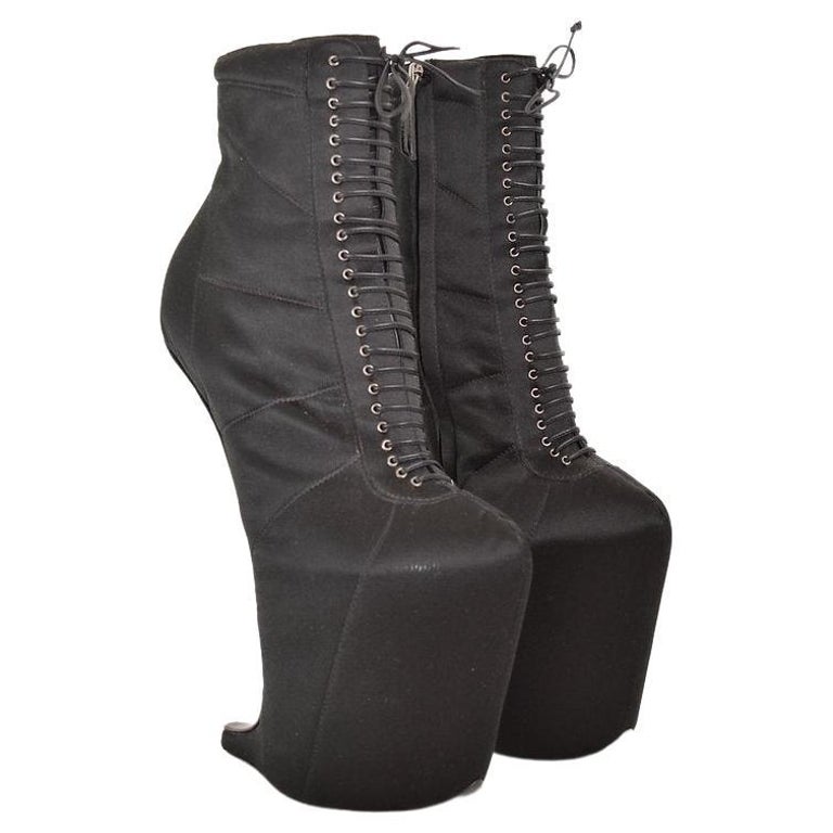 Nina Ricci Fw/2009 Runway Black Satin Platform Heel-Less Boots For Sale ...