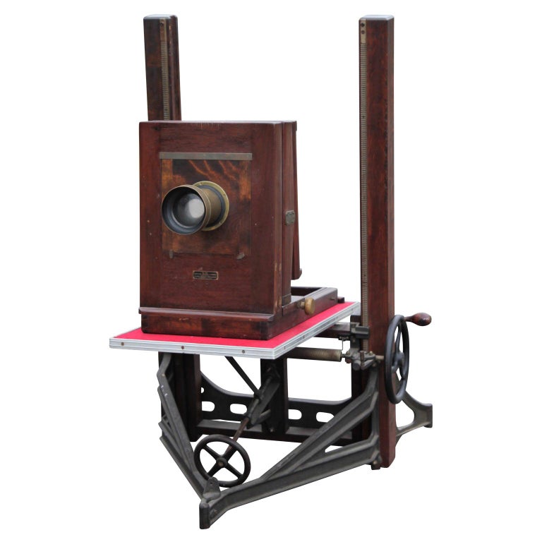 No. 10 A Century Studio Antique Camera by Folmer Graflex Corporation at ...