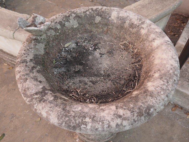 Northern Italian Limestone Birdbath with Carved Bird For Sale at 1stDibs