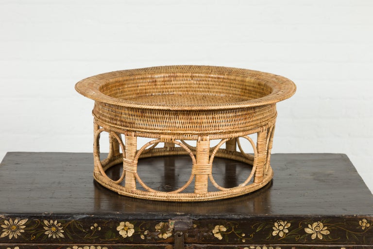 Northern Thai Vintage Woven Rattan Khantok Tray For Sale at 1stDibs
