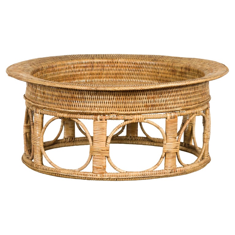 Northern Thai Vintage Woven Rattan Khantok Tray For Sale at 1stDibs