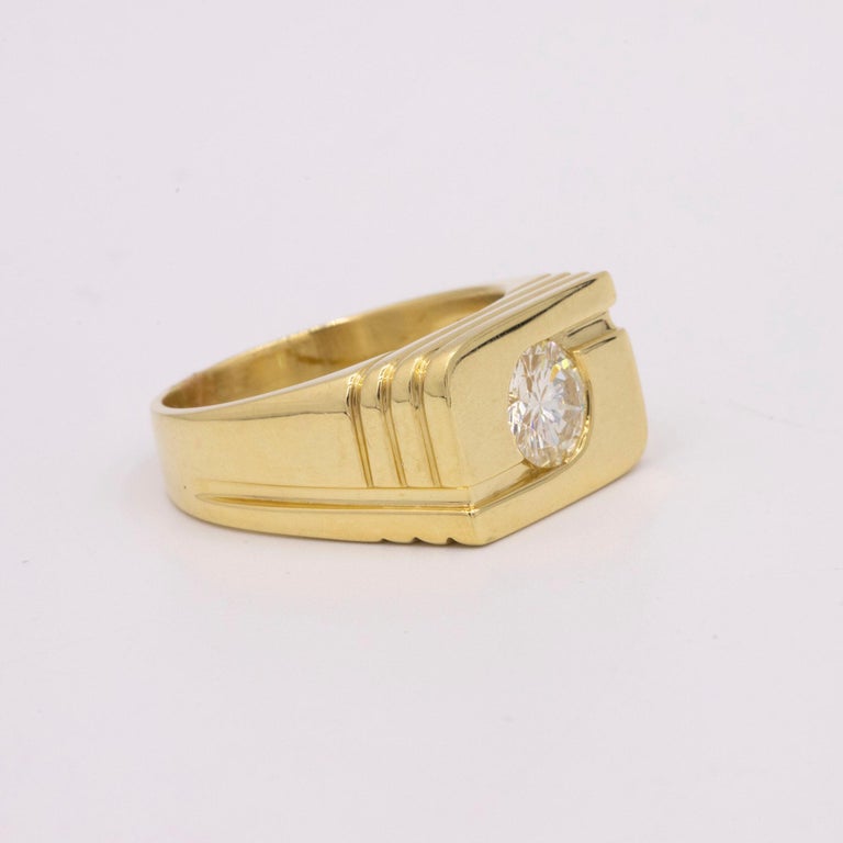 Nova Diamond Gold Ring For Sale at 1stDibs