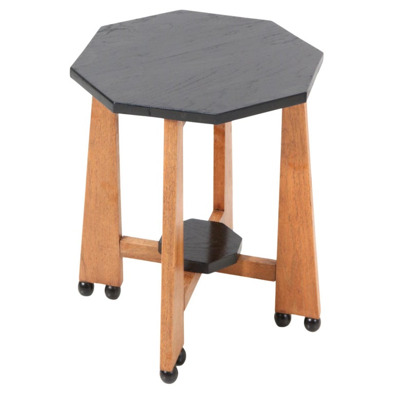 Oak Art Deco Amsterdamse School Side Table, 1920s For Sale at 1stDibs