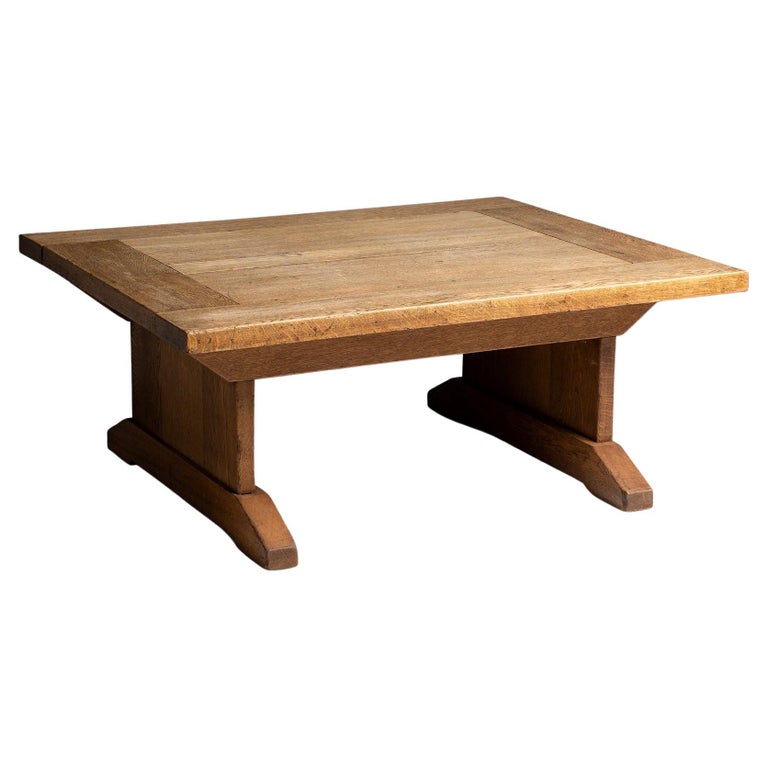 Oak Coffee Table, England, circa 1930 For Sale at 1stDibs