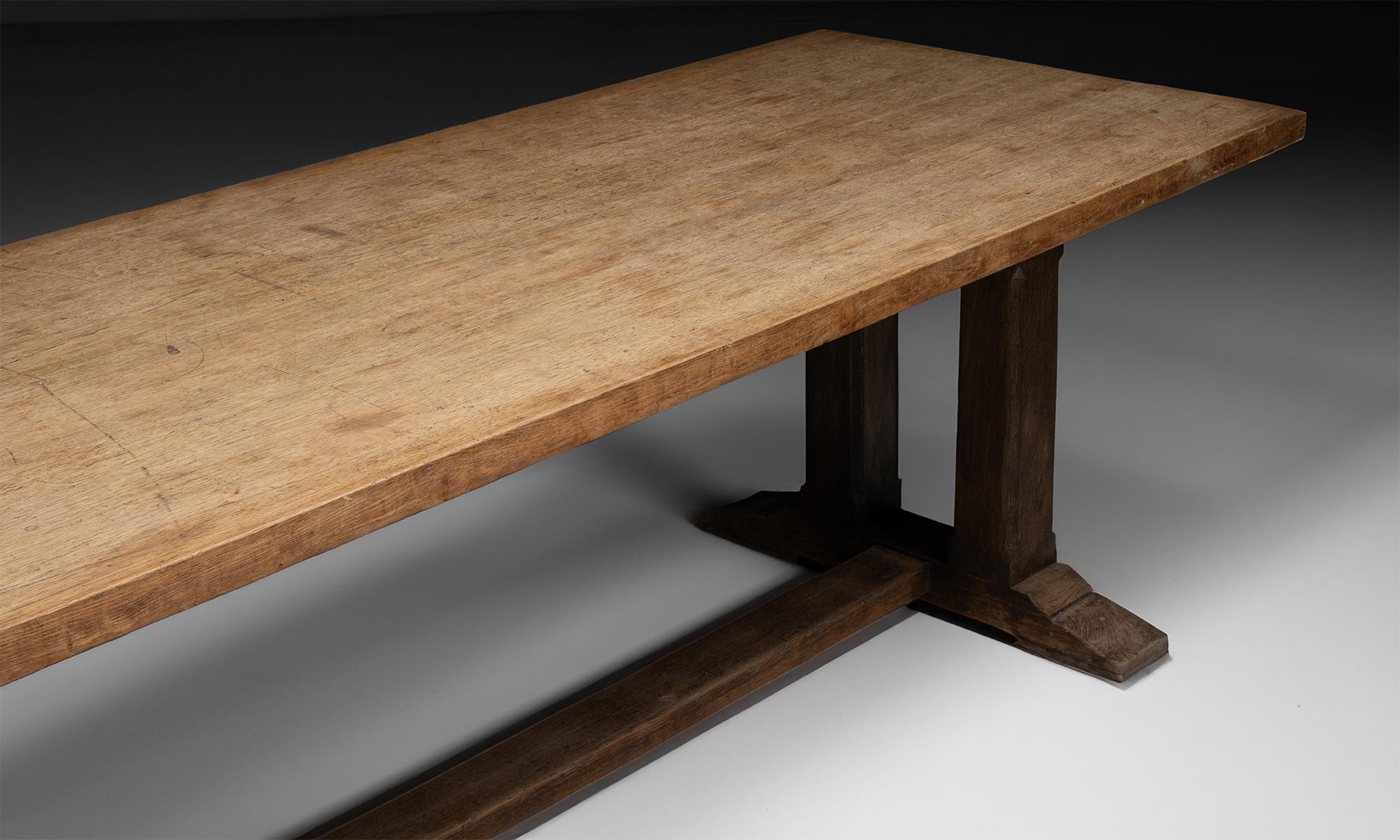 Oak Dining Table, England circa 1920 For Sale at 1stDibs