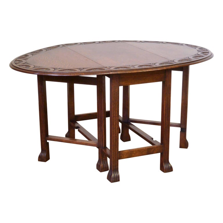 Oak Gateleg Table with Reeded Legs at 1stDibs