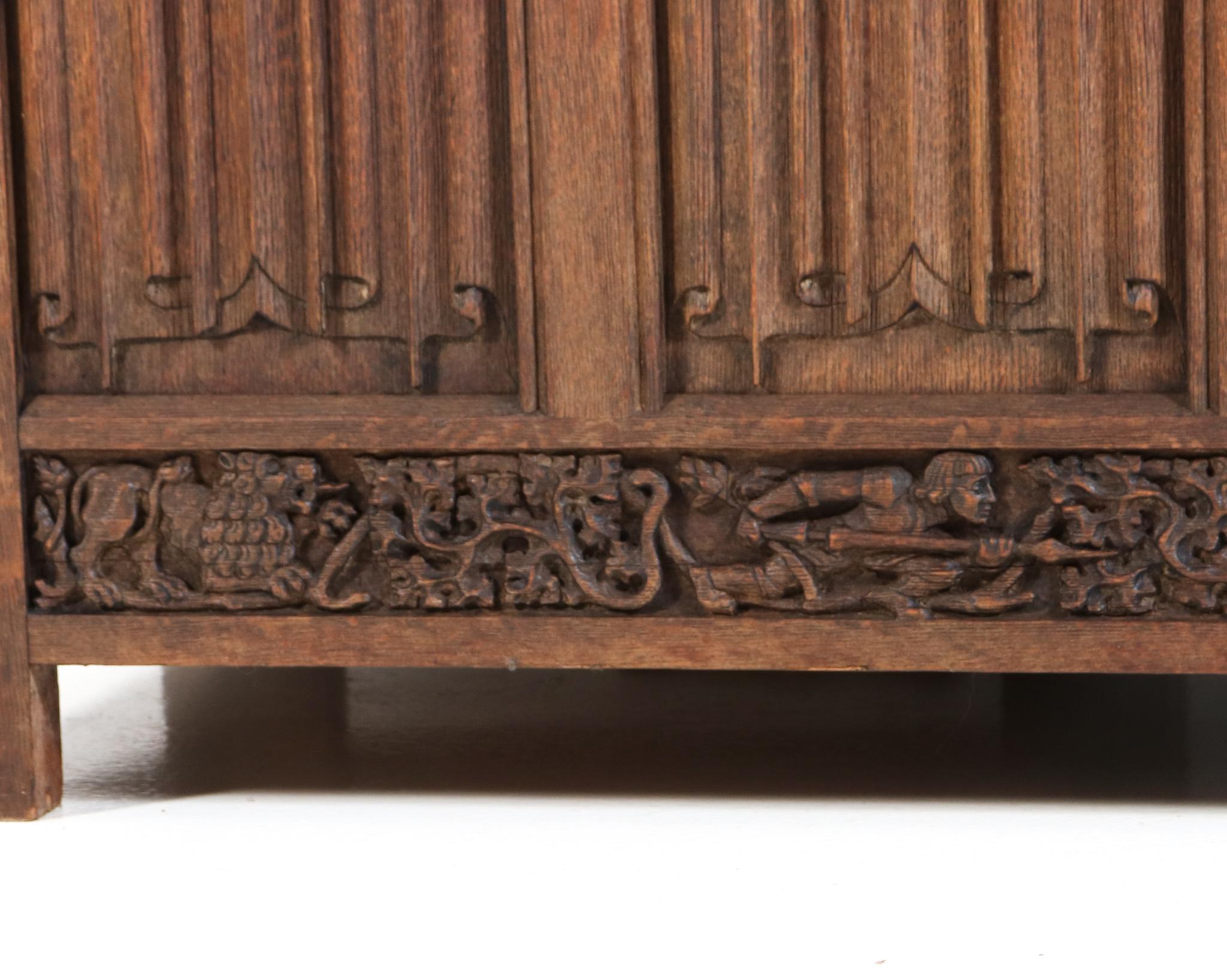 Oak Gothic Revival Pedestal Desk, 1900s For Sale at 1stDibs