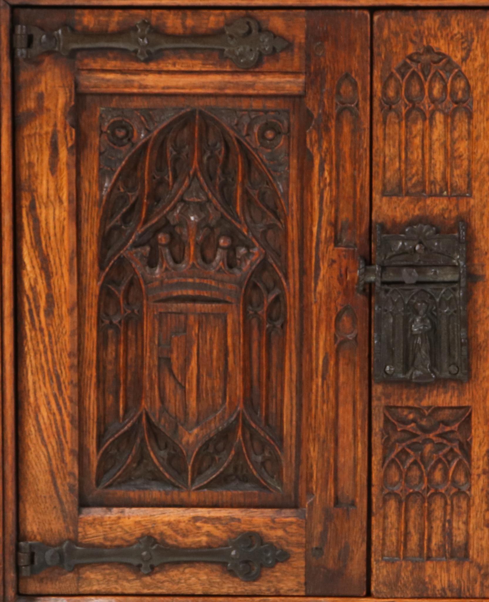 Oak Gothic Revival Wine Bar Sacristy Cabinet, 1920s For Sale at 1stDibs
