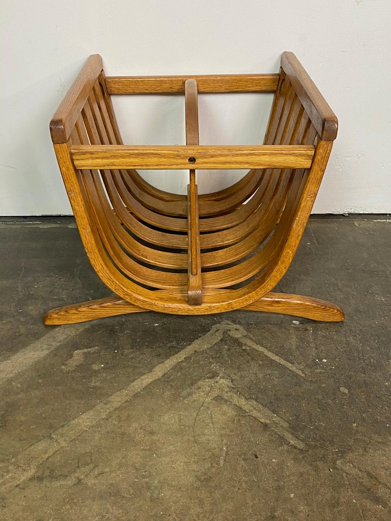 Oak Mid-Century Modern Magazine Holder For Sale at 1stDibs | midcentury ...