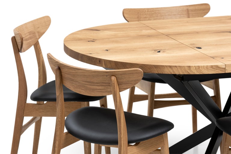 Oak Round Table, Natural For Sale at 1stDibs