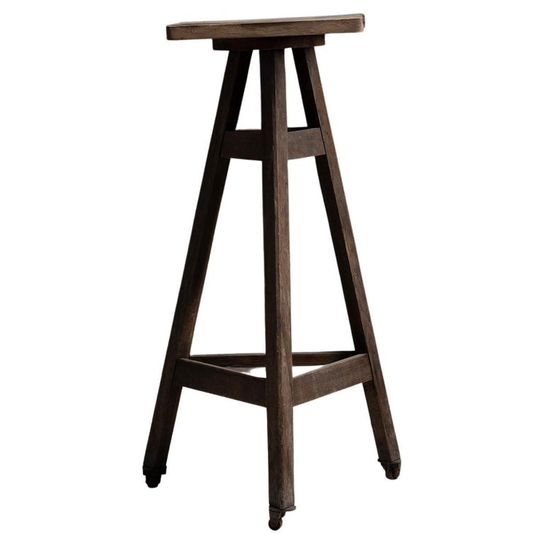 Oak Sculptors Stand, England circa 1890 For Sale at 1stDibs