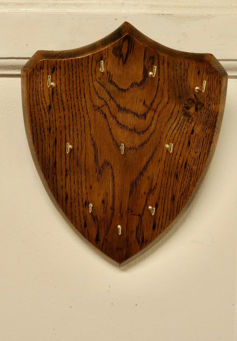Oak Shield Hotel Reception Key Board For Sale at 1stDibs