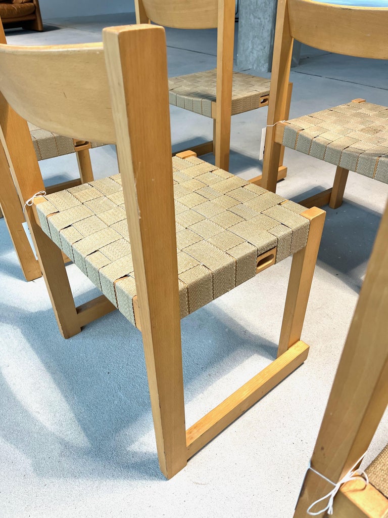 Oak stacking chairs by Hans J. Wegner for Getama, 1980s For Sale at 1stDibs