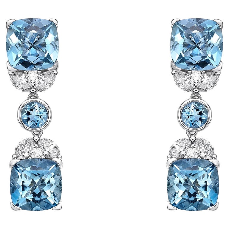 Ocean Blue Aquamarine Earring with Diamond in 18KWG For Sale at 1stDibs