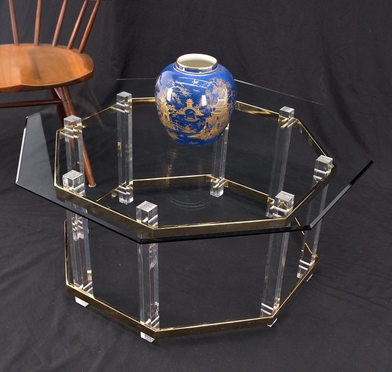 Octagonal Lucite Base Glass Top Mid-Century Modern Round Coffee Table ...