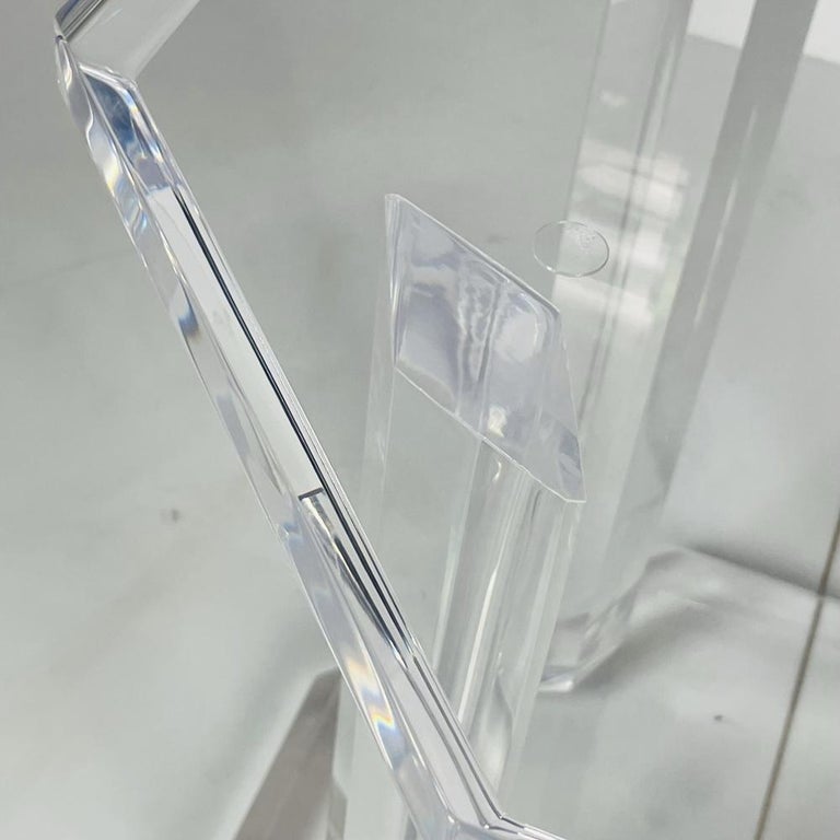Octagonal Lucite Pedestal Table Base For Sale at 1stDibs