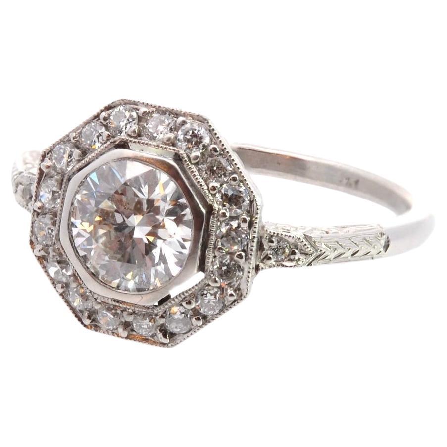 Octagonal diamonds ring in platinum For Sale at 1stDibs